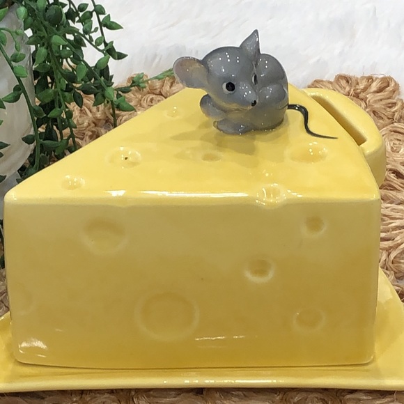 Vintage | Dining | Vintage Cheese Dish | Poshmark